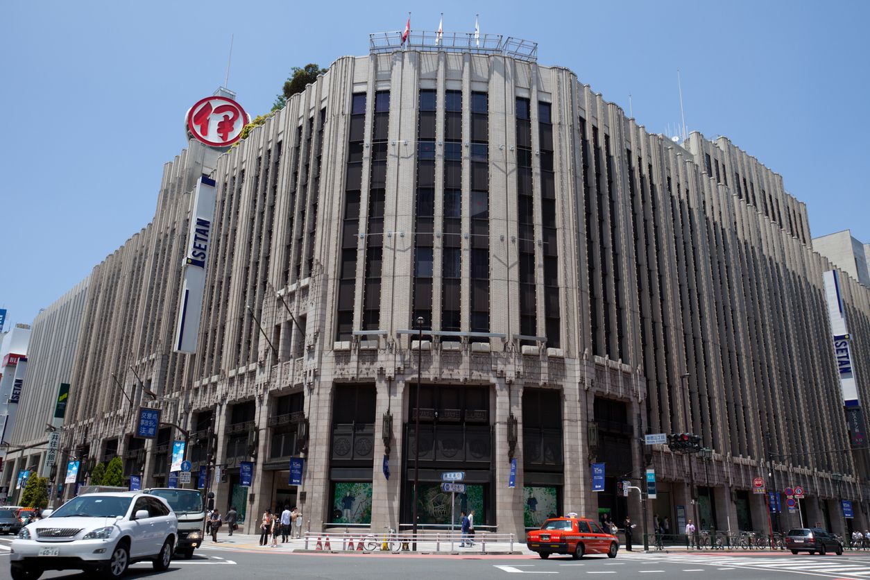 Isetan: Adapting to the new global retail landscape | Centre for Case ...